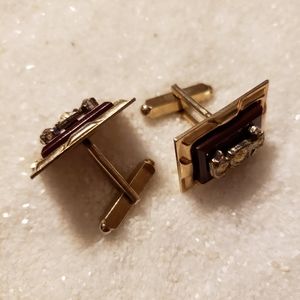 unknown | Accessories | Vintage Goldtone Red Square Cufflinks ...